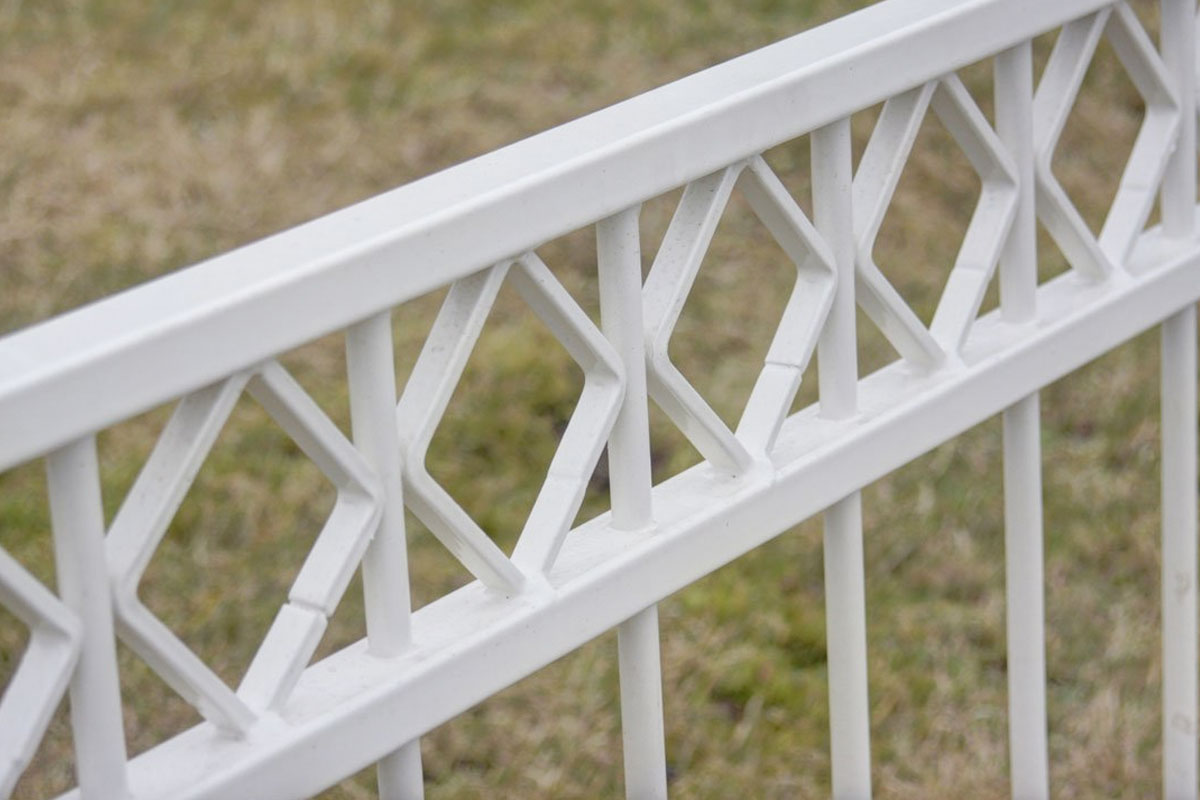 Sierhekwerk met ruiten