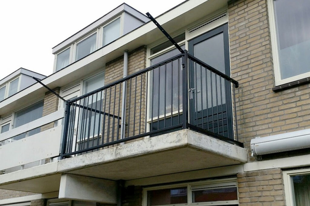 Balkonhek aluminium online