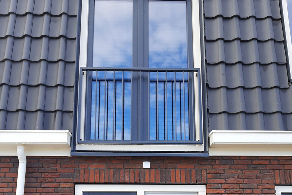 5 Voordelen van een Stalen Frans Balkonhek: Stijl en Veiligheid in Één