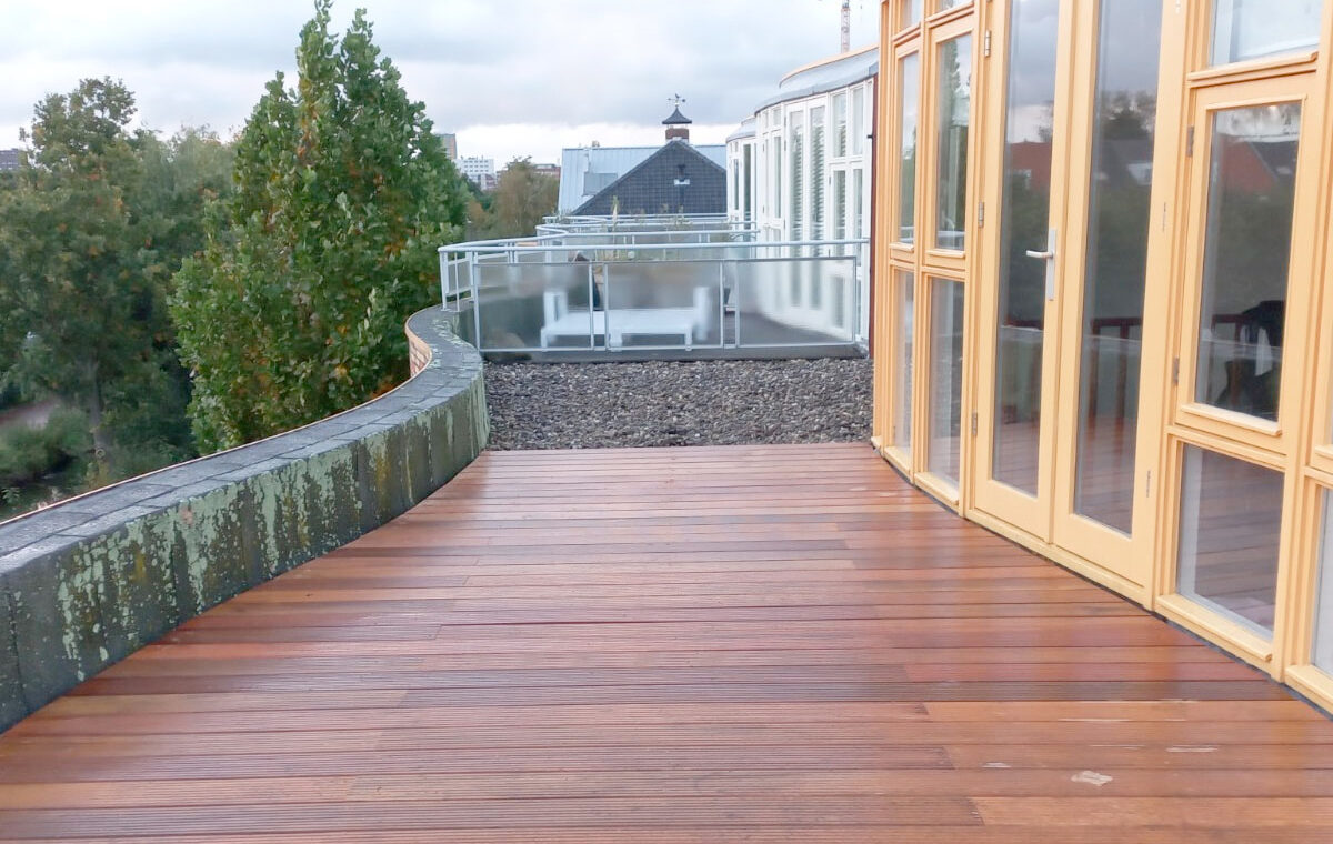 Tips voor het Plaatsen van een Vlonder op je Dakterras