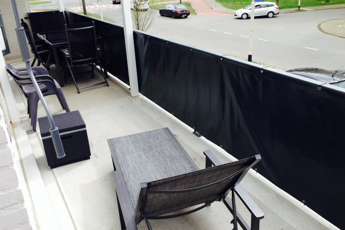Meer privacy en comfort op jouw balkon met een balkondoek!