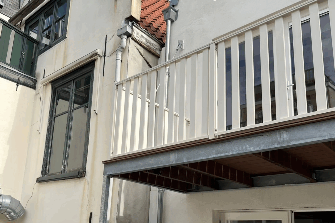 7 nadelen van aluminium balustrades